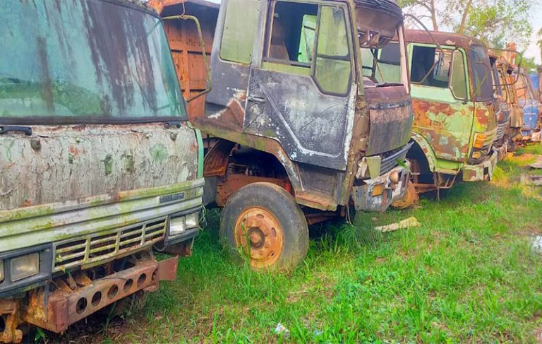 Jual Beli Mobil Rongsok: Mengenal Potensi dan Peluang Pasar